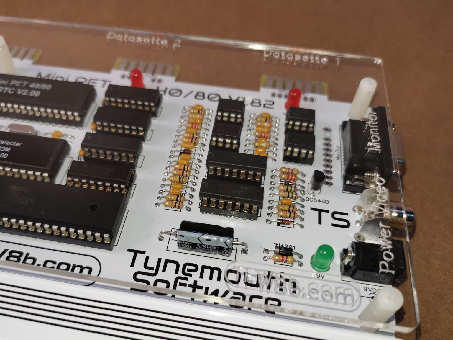 MiniPET 40/80 – Commodore PET Compatible Computer (BUILT KIT) – TFW8b.com